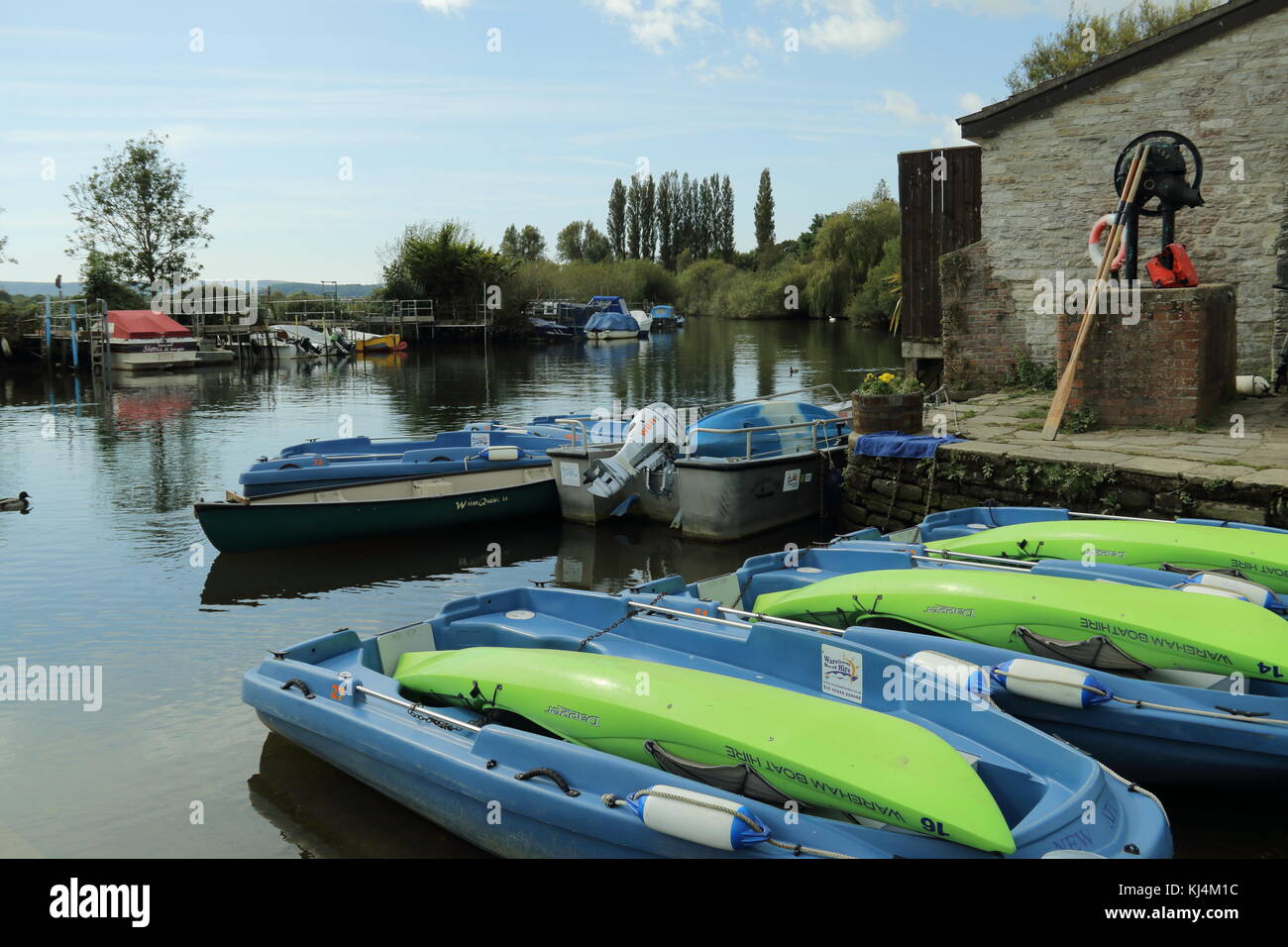 Wareham boat hire hi-res stock photography and images - Alamy