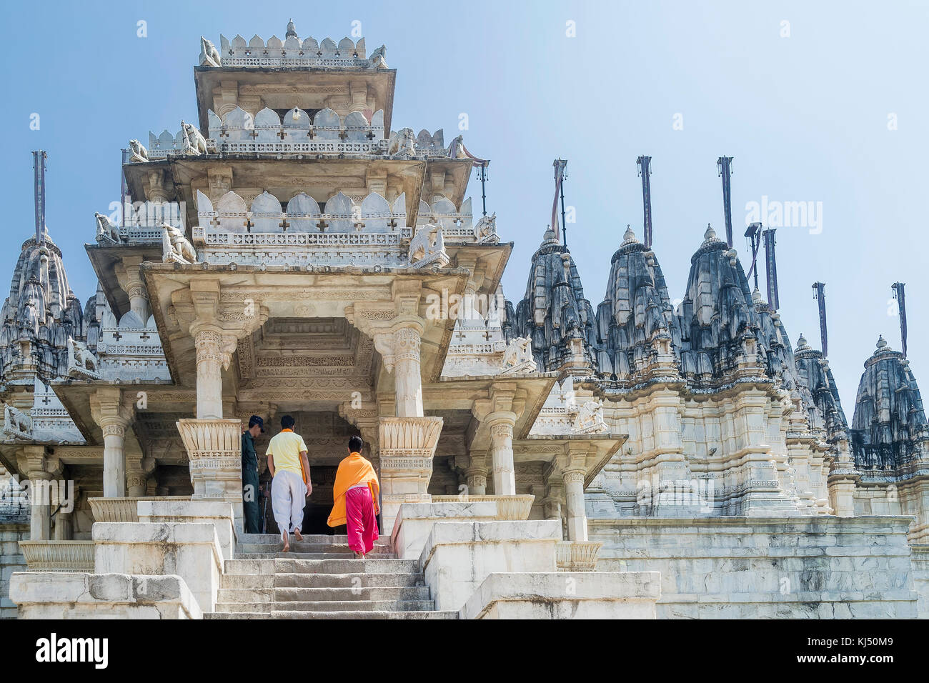Ranakpur Jain temple's entrance, Rajasthan, India Stock Photo - Alamy