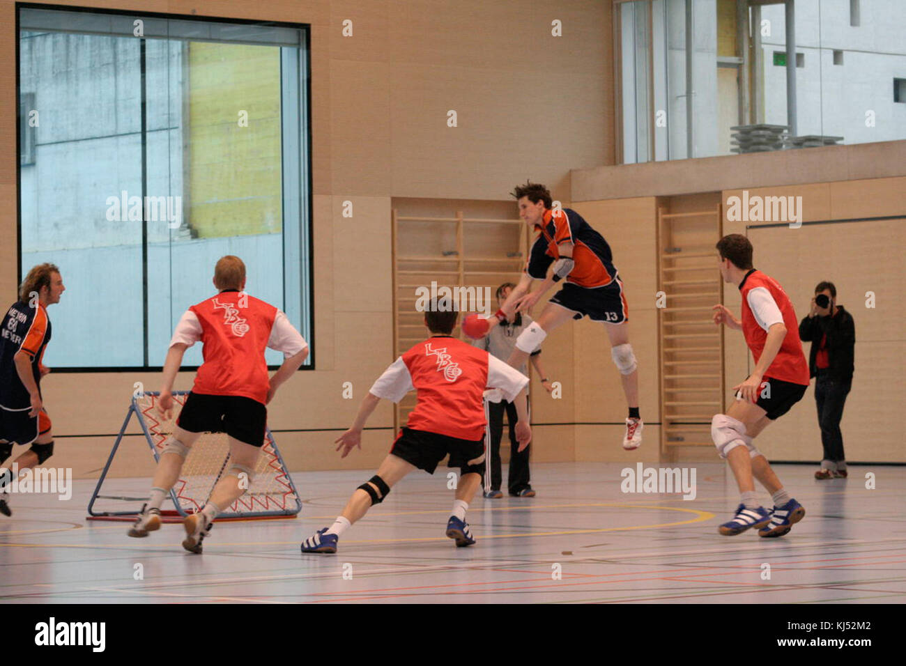Tchoukball hi-res stock photography and images - Alamy