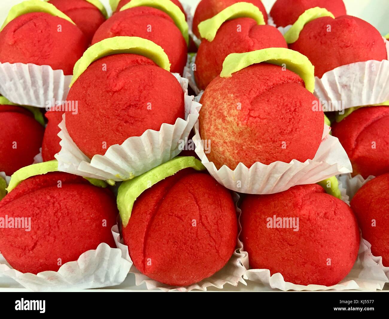 sweet delight, sweet cookies in bakery showcases Stock Photo - Alamy