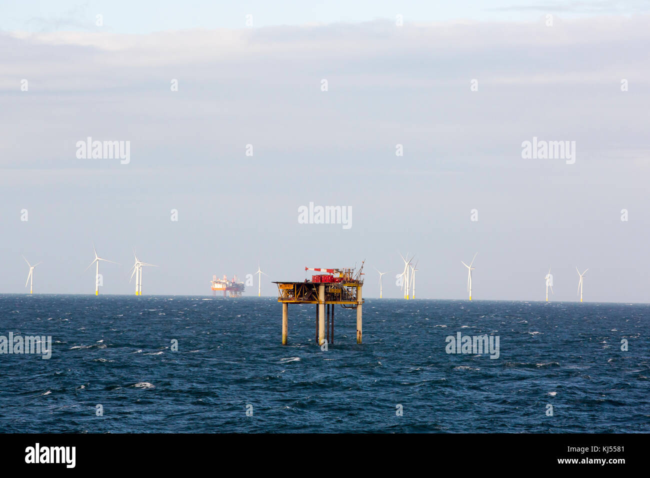 Wind farm in morecambe bay hi-res stock photography and images - Alamy