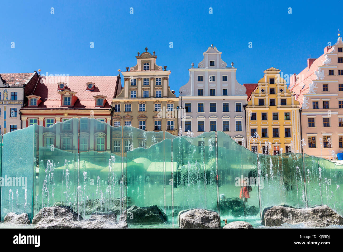 Sights of Poland. Wroclaw old market square with modern fountain Stock ...