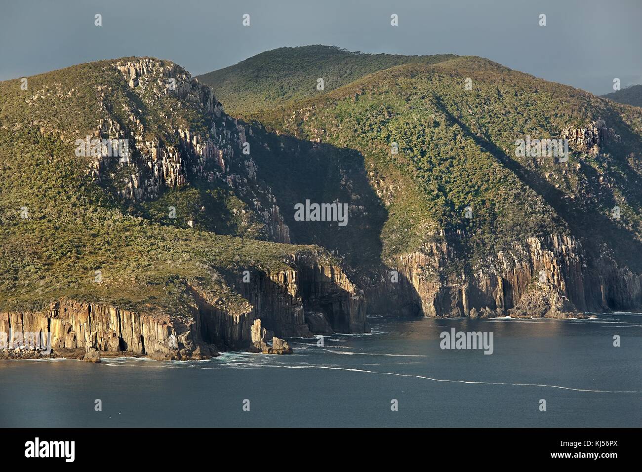 Cape Pillar Landscape, Tasman Peninsula Tasmania Stock Photo - Alamy