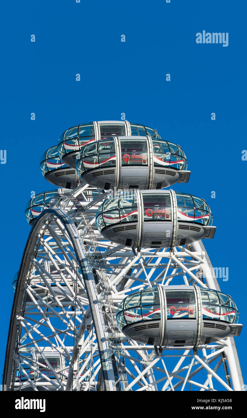 London eye close up hi-res stock photography and images - Alamy