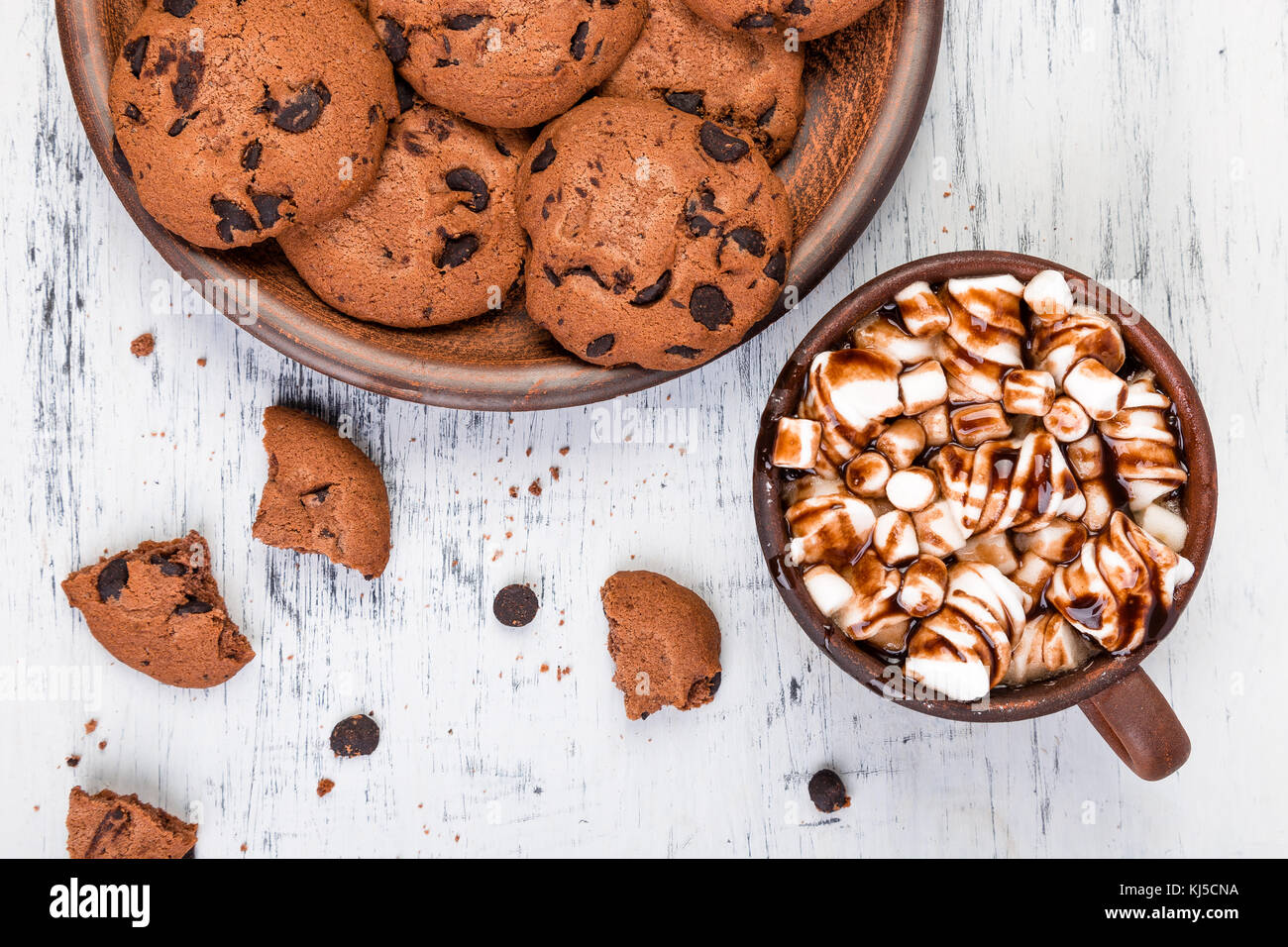 Hot chocolate with marshmallow and chocolate cookies. Flat lay Stock ...