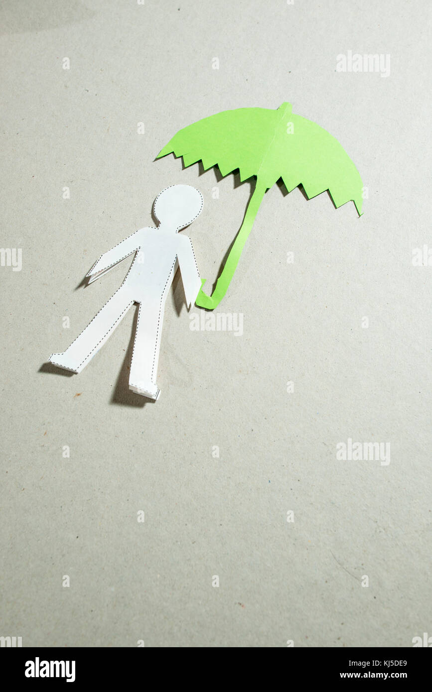 Paper men cutout hi-res stock photography and images - Alamy