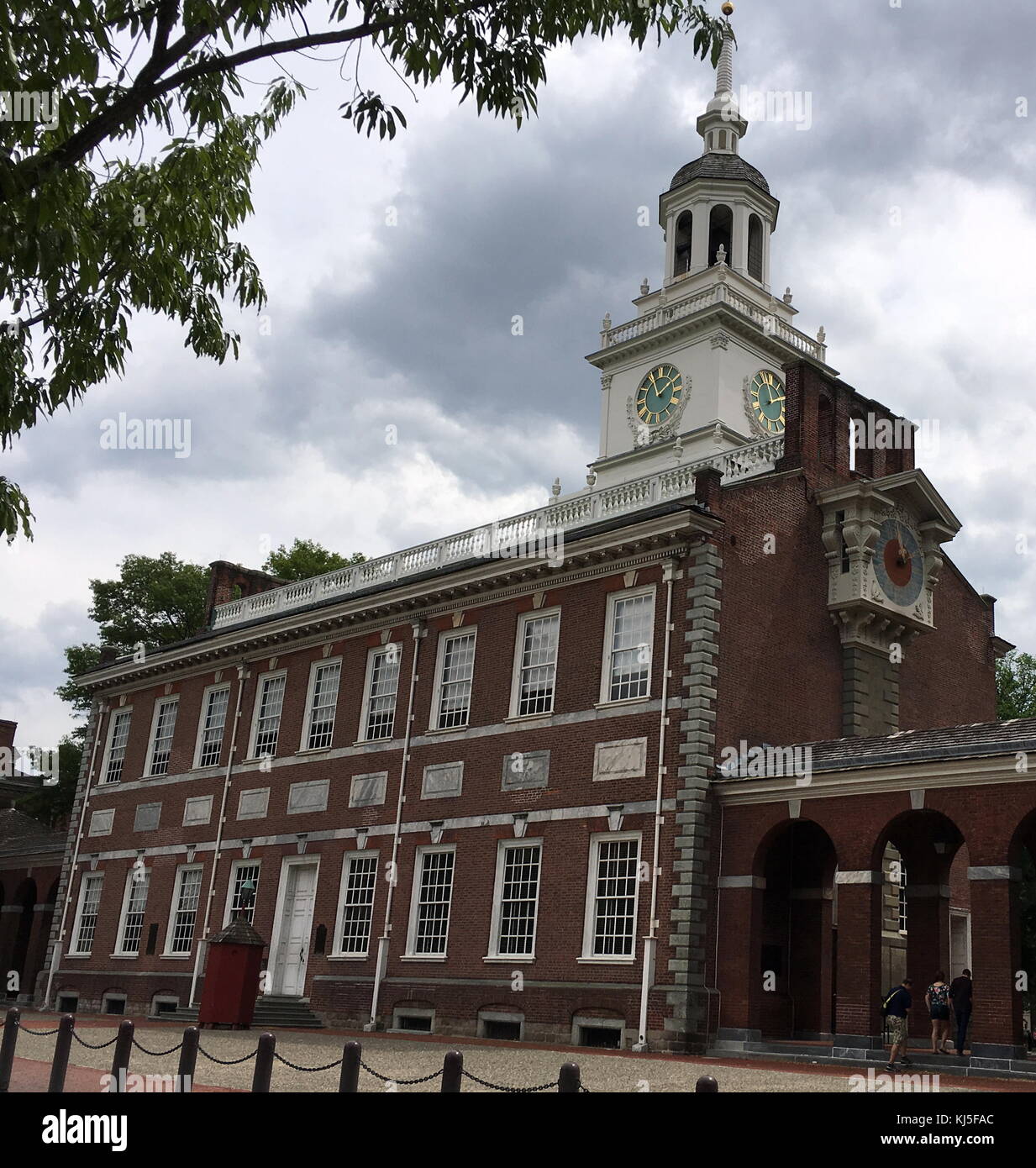View of the Independence Hall in Philadelphia. The United States ...