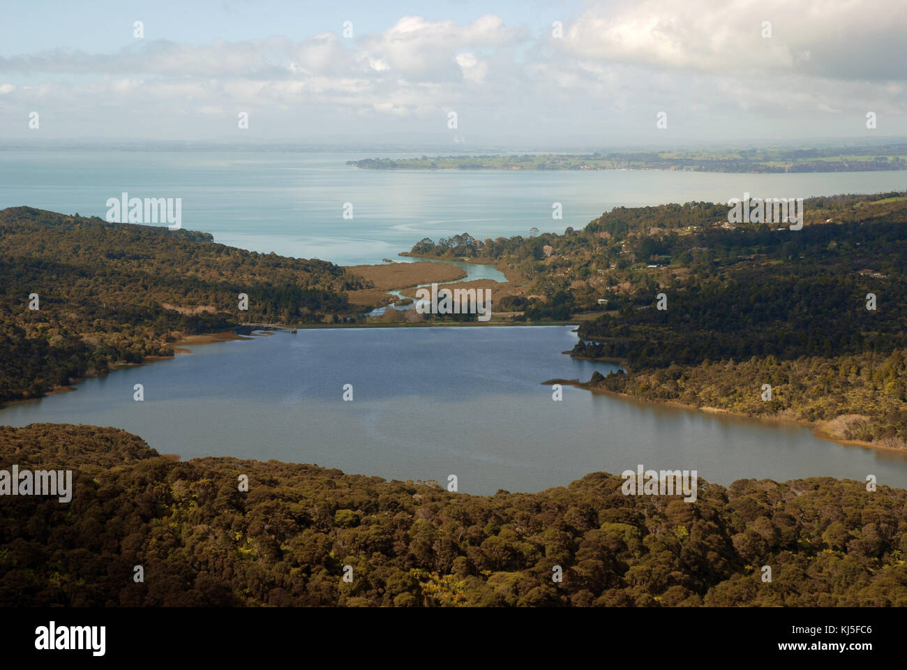 View from Arataki Nature Centre walk way, Arataki Visitor Centre ...