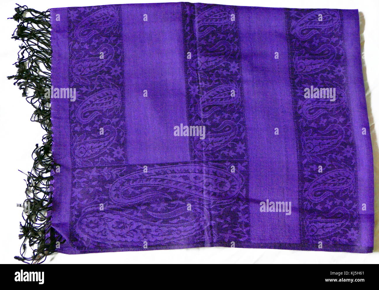 Indian traditional clothes pattern hi-res stock photography and images ...