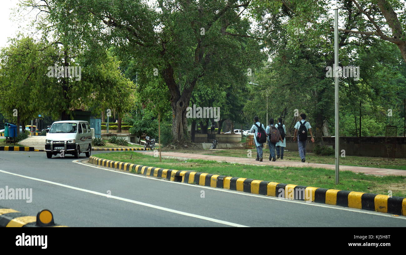 School pupils go home after school in New Delhi, India 2017 Stock Photo ...