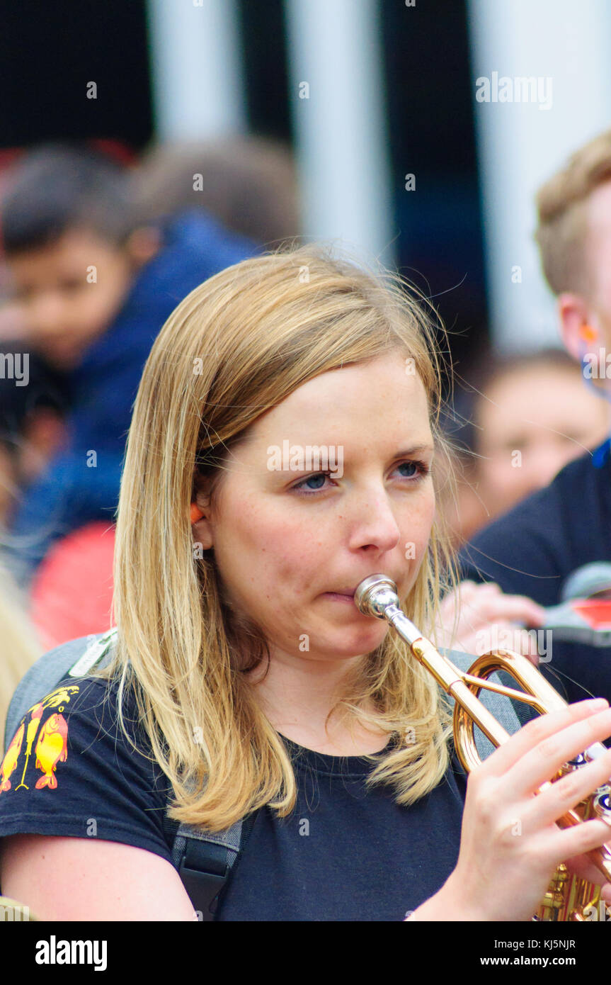 Female musician playing the trumpet in the Carnival of The Edinburgh ...