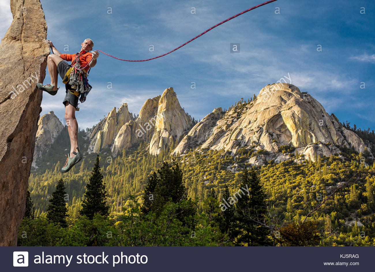 Mountain Climbing Rope Stock Photos & Mountain Climbing Rope Stock ...