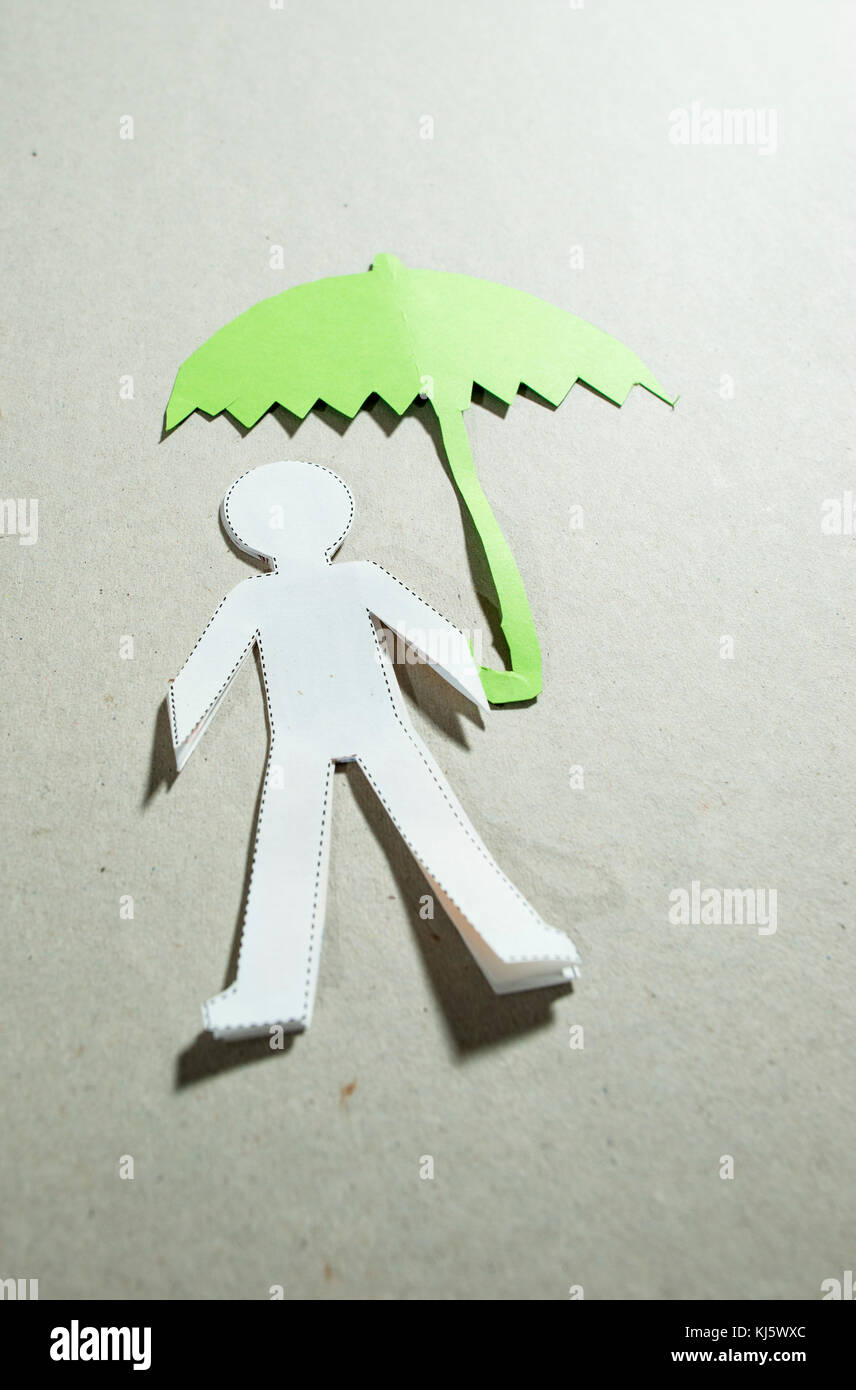Paper men cutout hi-res stock photography and images - Alamy