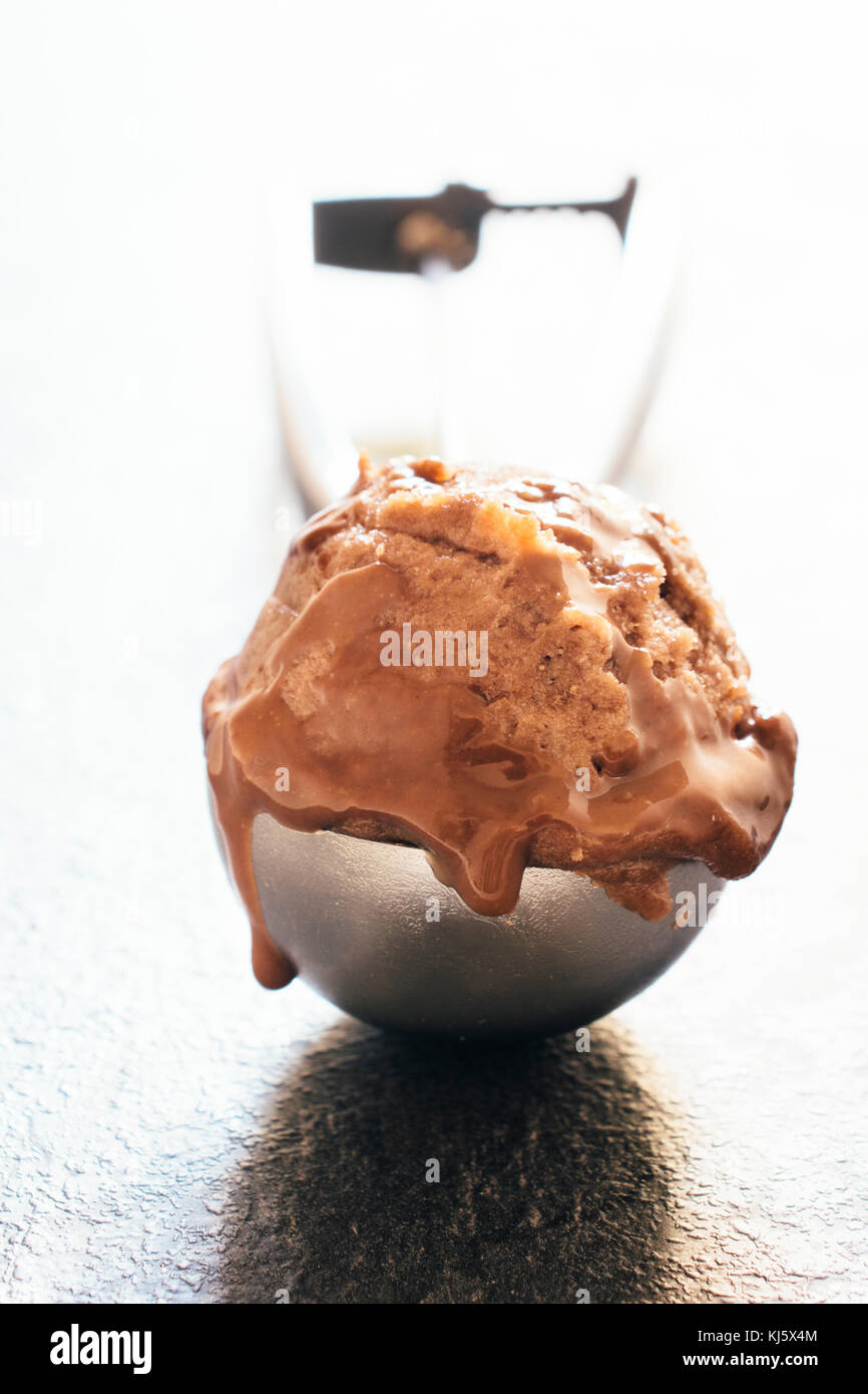 Melting broken ice cream cone hi-res stock photography and images - Alamy