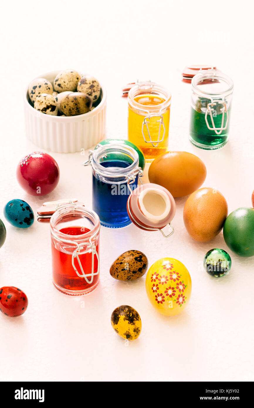 Empty easter symbol vertical hi-res stock photography and images - Alamy