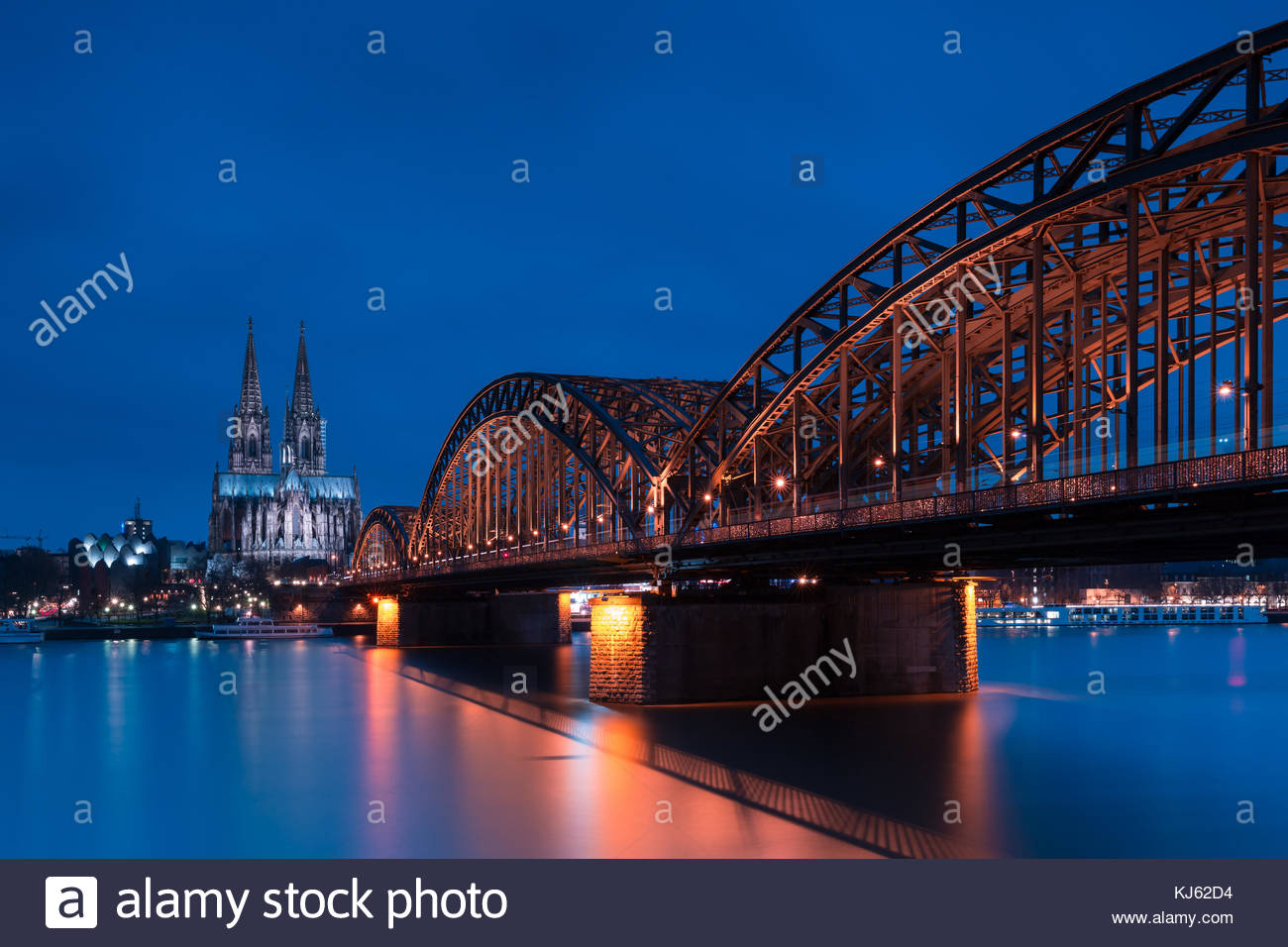 Cologne Bridge Stock Photos & Cologne Bridge Stock Images - Alamy