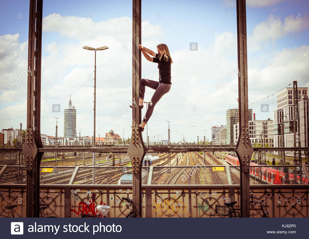 Climbing Over Stock Photos & Climbing Over Stock Images - Alamy