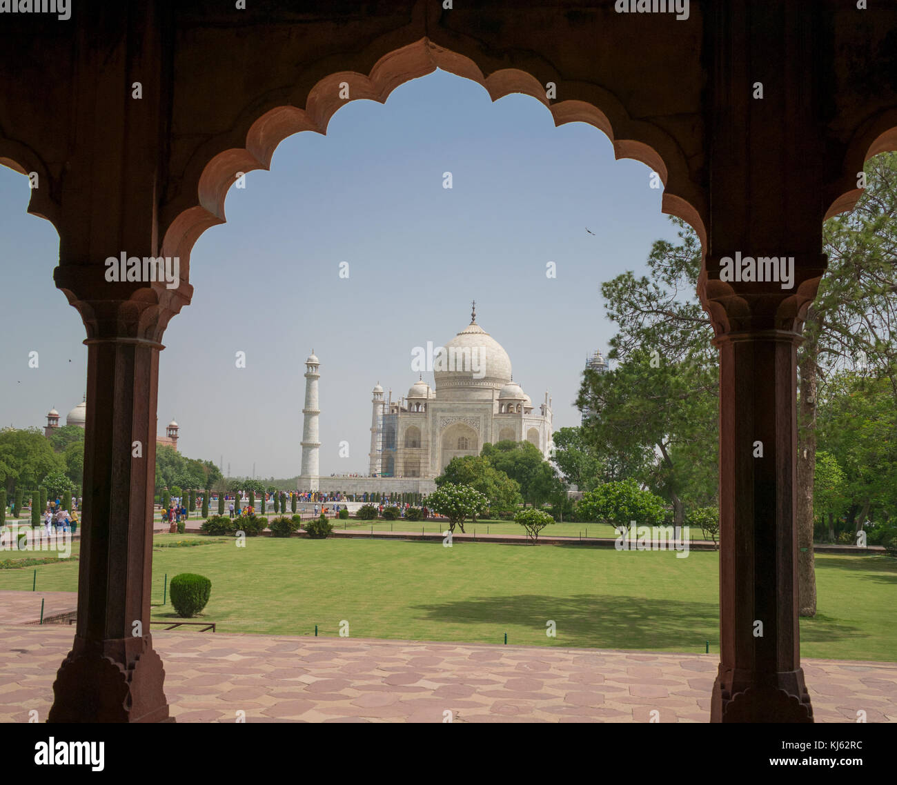 Beautiful Taj Mahal through Frame in the summer Stock Photo - Alamy