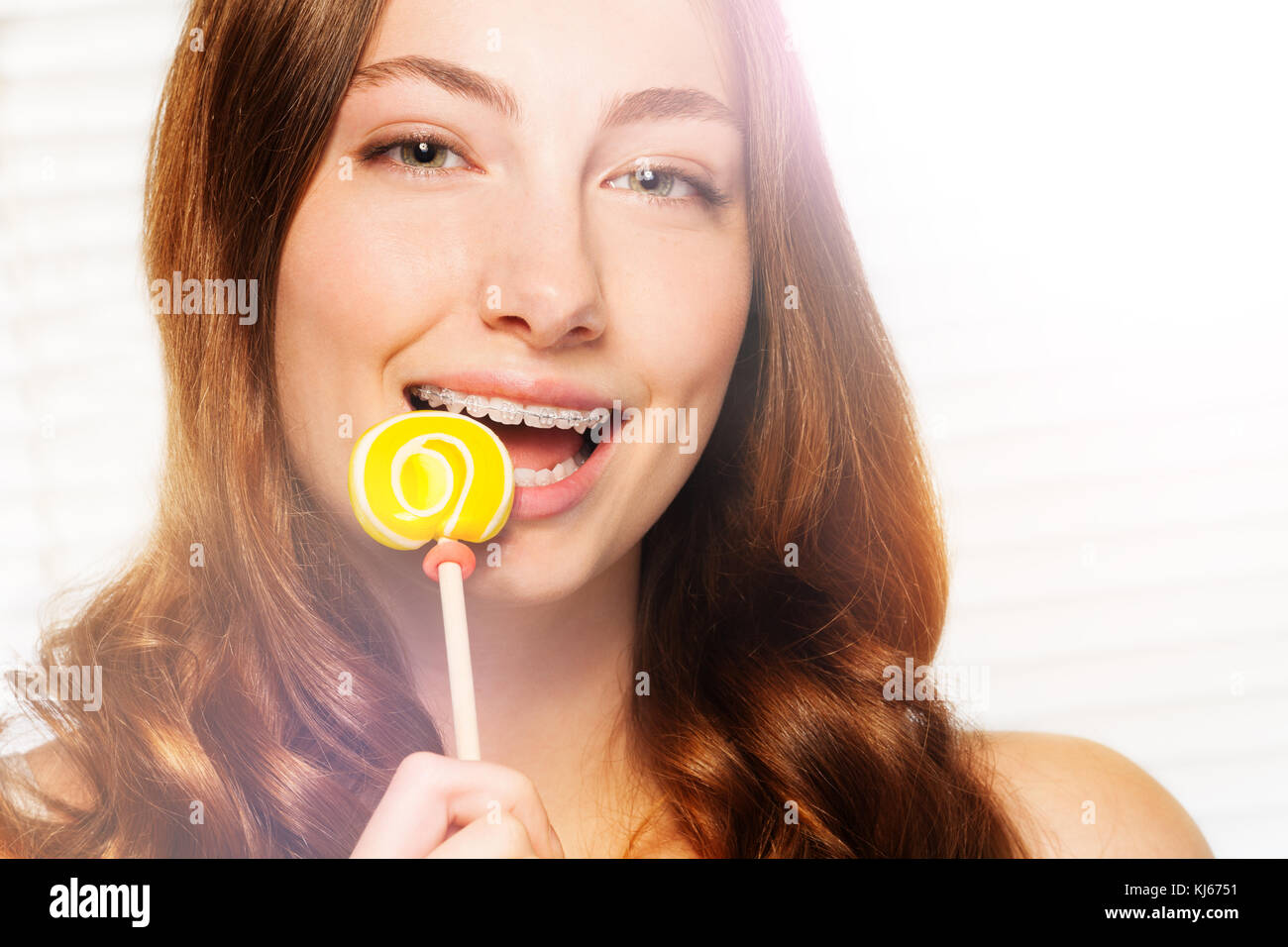 Teen girl with braces hi-res stock photography and images - Alamy