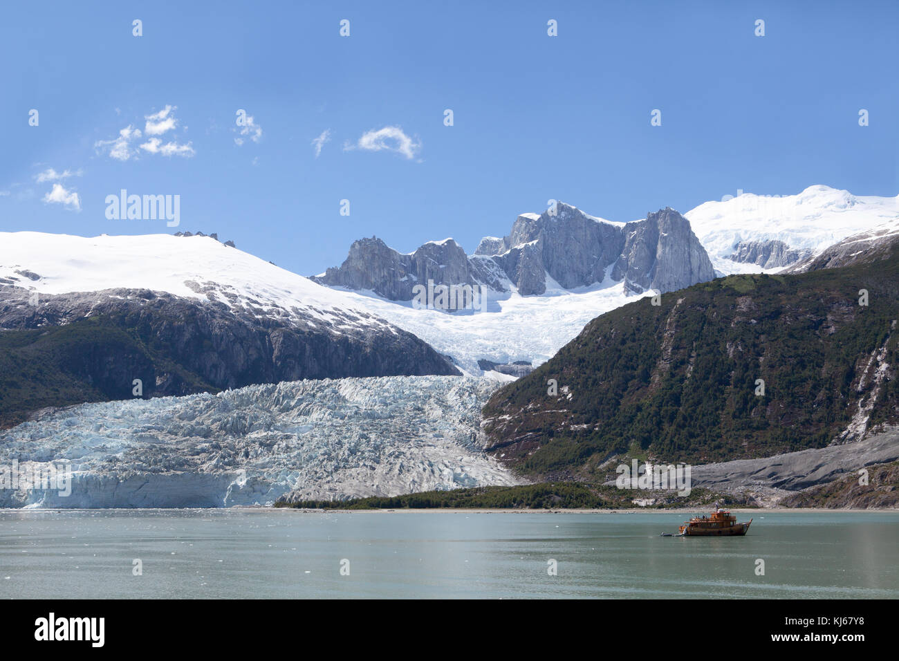 Glacier, Parque Nacional Alberto de Agostini Stock Photo - Alamy