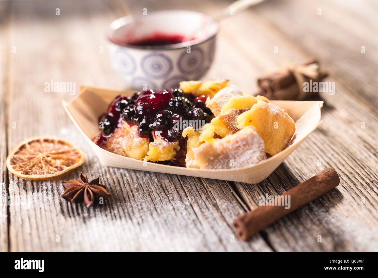 Typical austrian dessert Kaiserschmarrn Stock Photo - Alamy