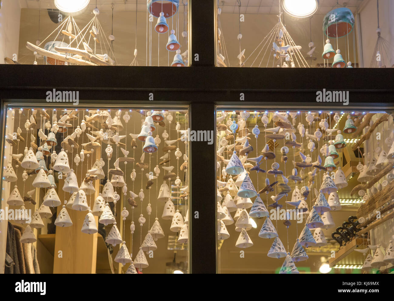 Christmas shop window Stock Photo - Alamy