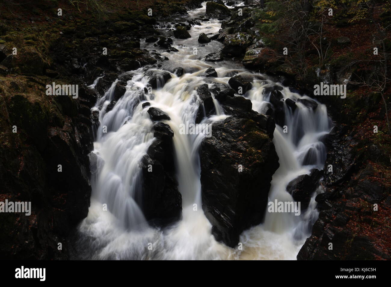 Black linn falls river braan hi-res stock photography and images - Alamy