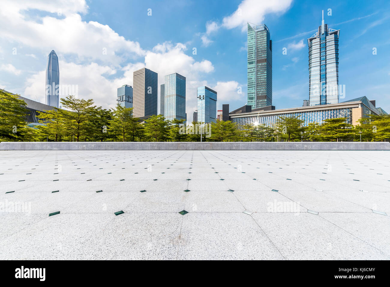 Office empty space outdoor building hi-res stock photography and images ...