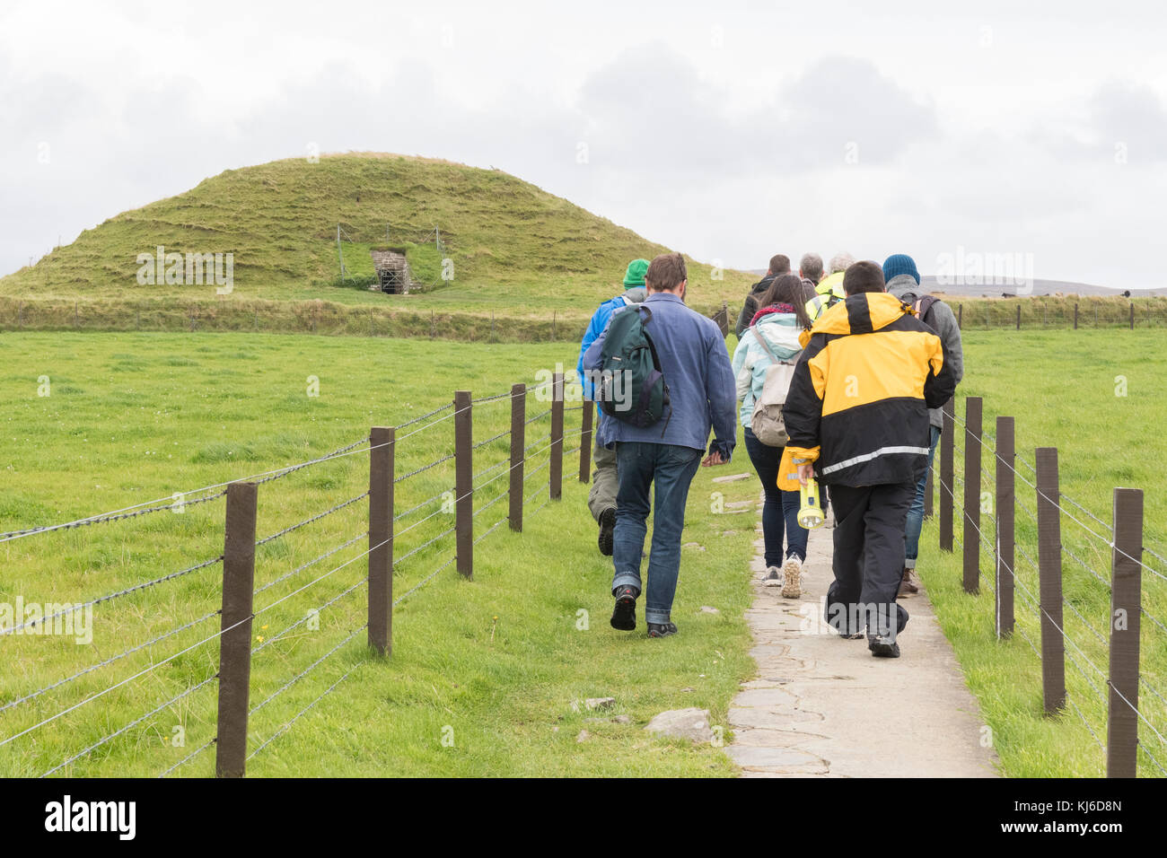 Maeshowe entrance hi-res stock photography and images - Alamy