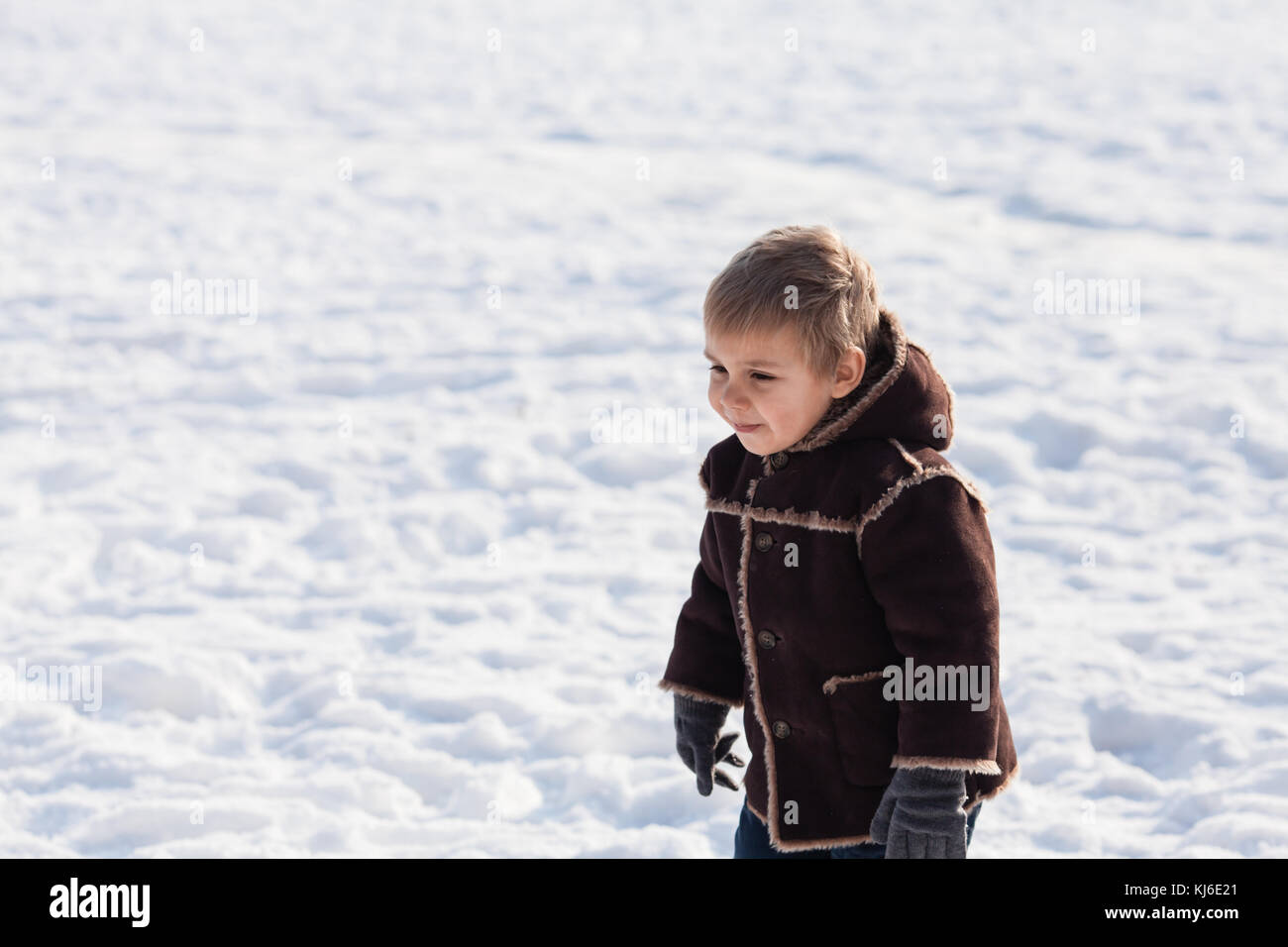 Winter portrait of boy Stock Photo - Alamy