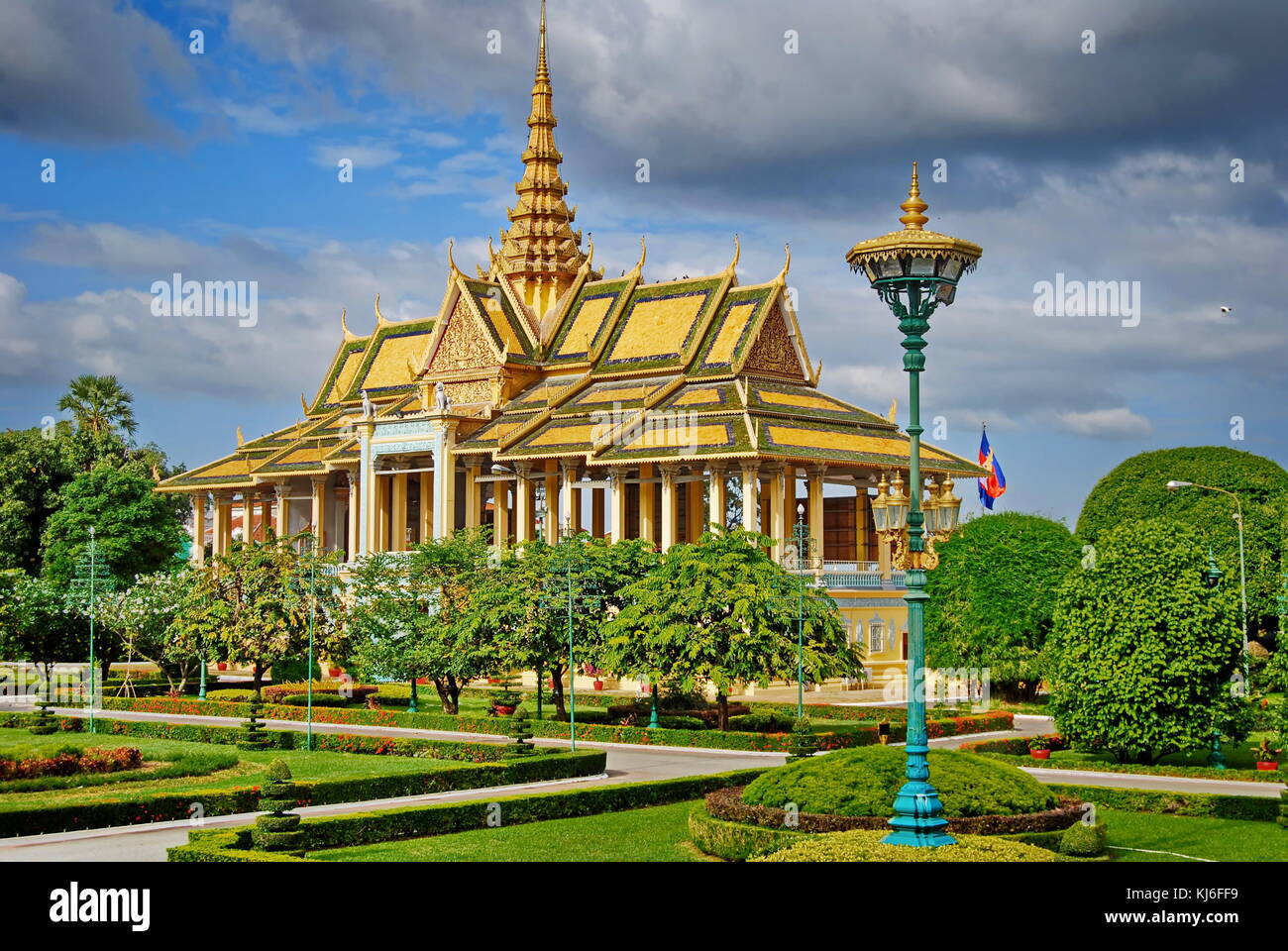 The Royal palace in Phnom Penh the capital of Cambodia Stock Photo - Alamy