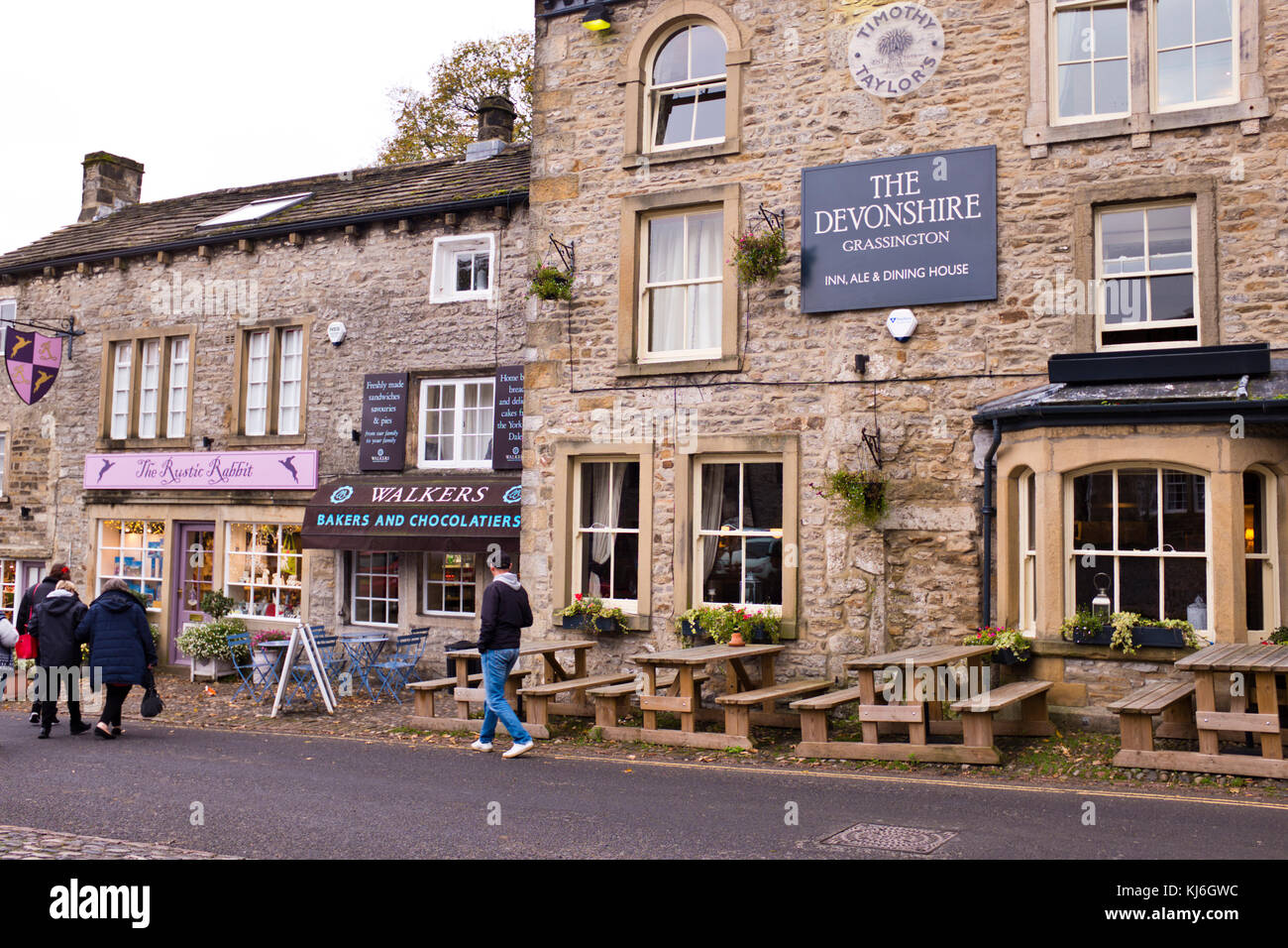 Walks near grassington hi-res stock photography and images - Alamy