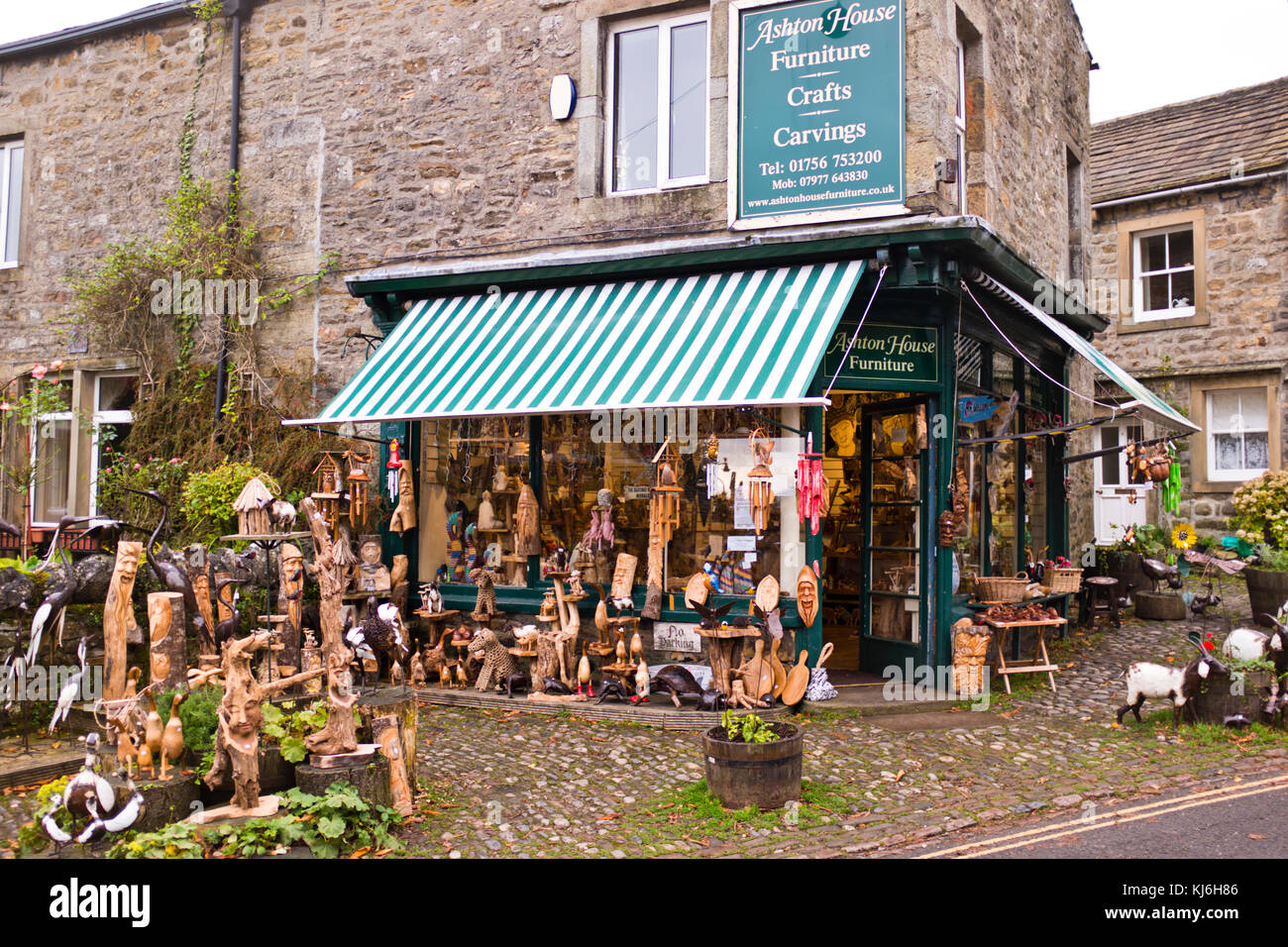 Threshfield hi-res stock photography and images - Alamy