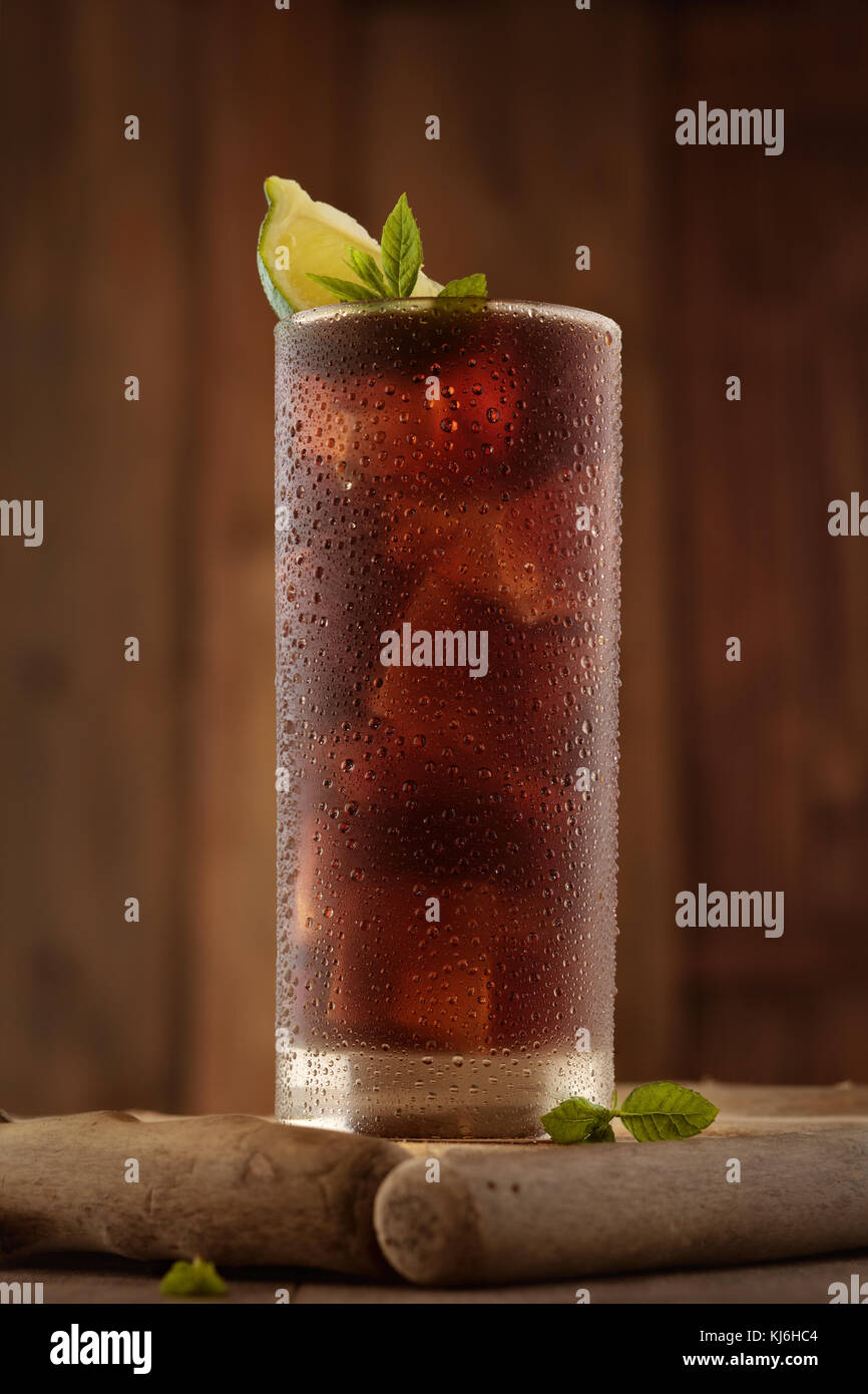 Vodka and coke hi-res stock photography and images - Alamy