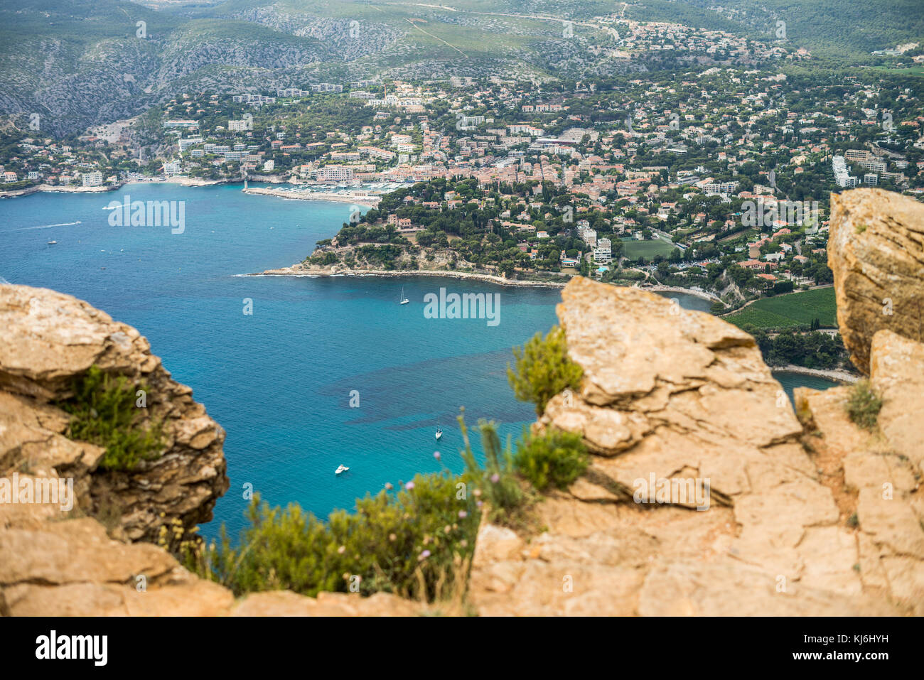 Aerial view of the landscape and Cassis, Provence, France, Europe Stock ...