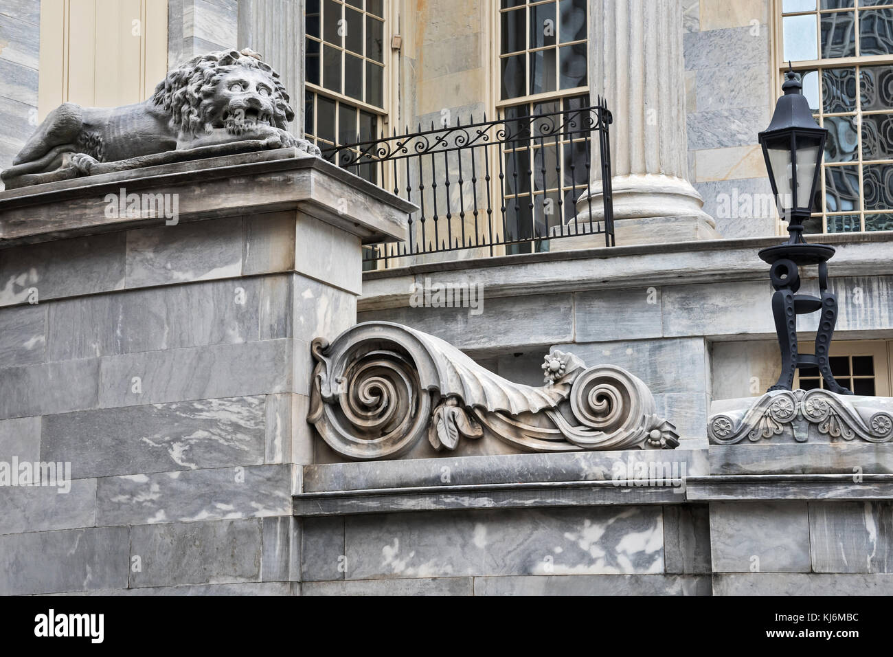 Architecture detail of Merchants' Exchange Building, Independence ...