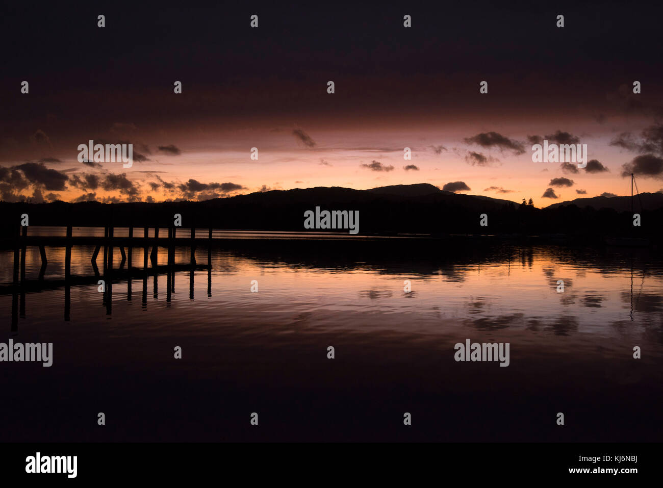 Sunset at Waterhead Pier on Lake Windermere near Ambleside, Cumbria ...