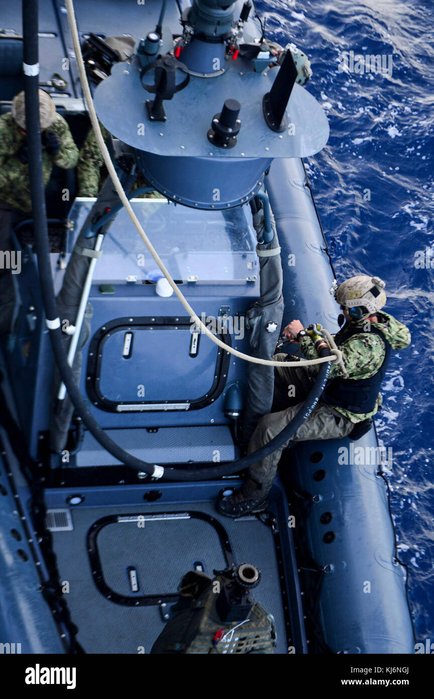 MEDITERRANEAN SEA (Nov. 16, 2017) A naval special warfare operator ...