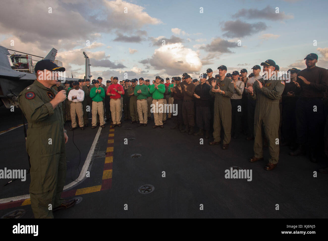 WESTERN PACIFIC (Nov. 16, 2017) Cmdr. Patrick Corrigan, on-coming ...