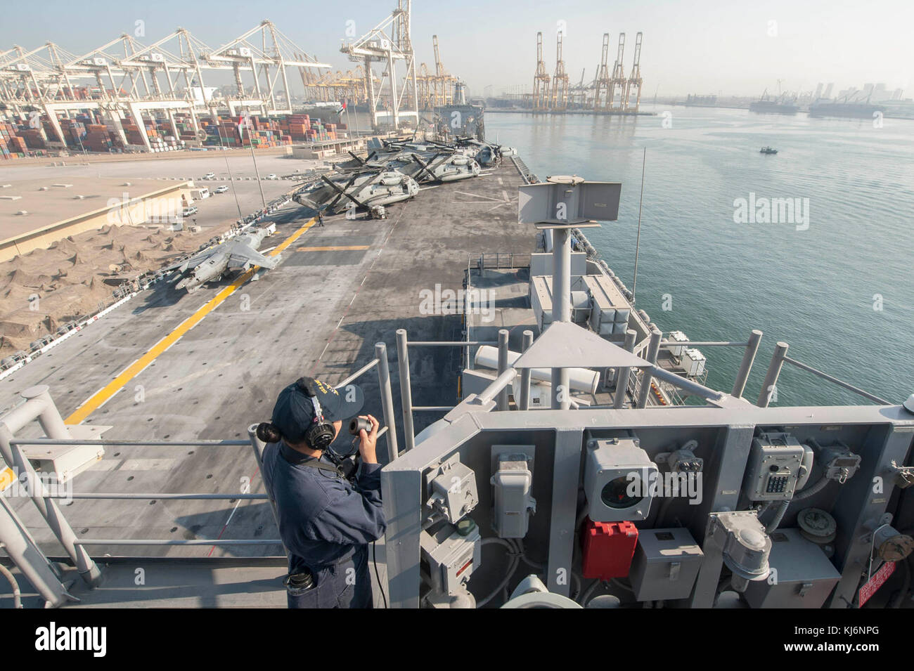 Seaman marine deck officer standing hi-res stock photography and images ...
