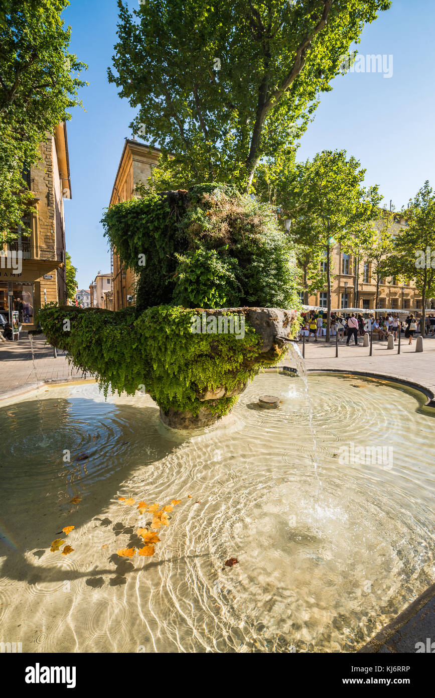 fountain of nine canons, the course Mirabeau, Aix en Provence, Bouches ...