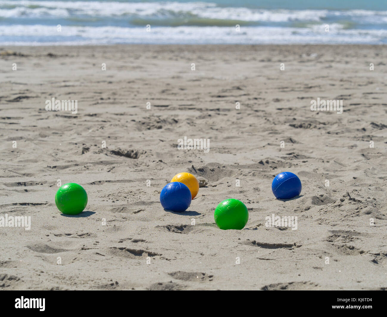 Bocce ball beach hi-res stock photography and images - Alamy