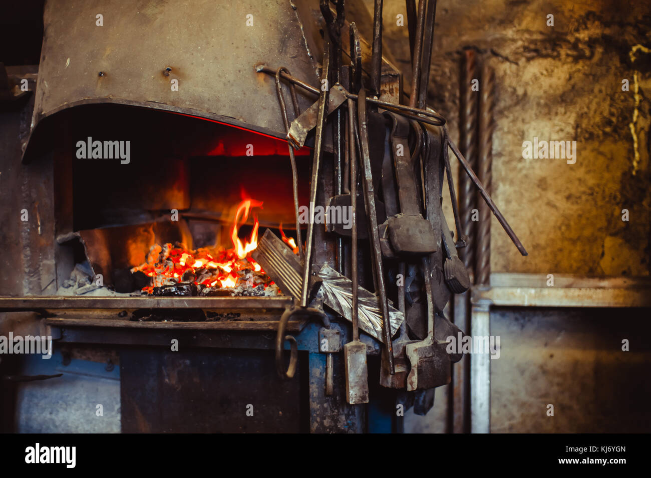 high precision hot forging product, automotive part production by hot ...