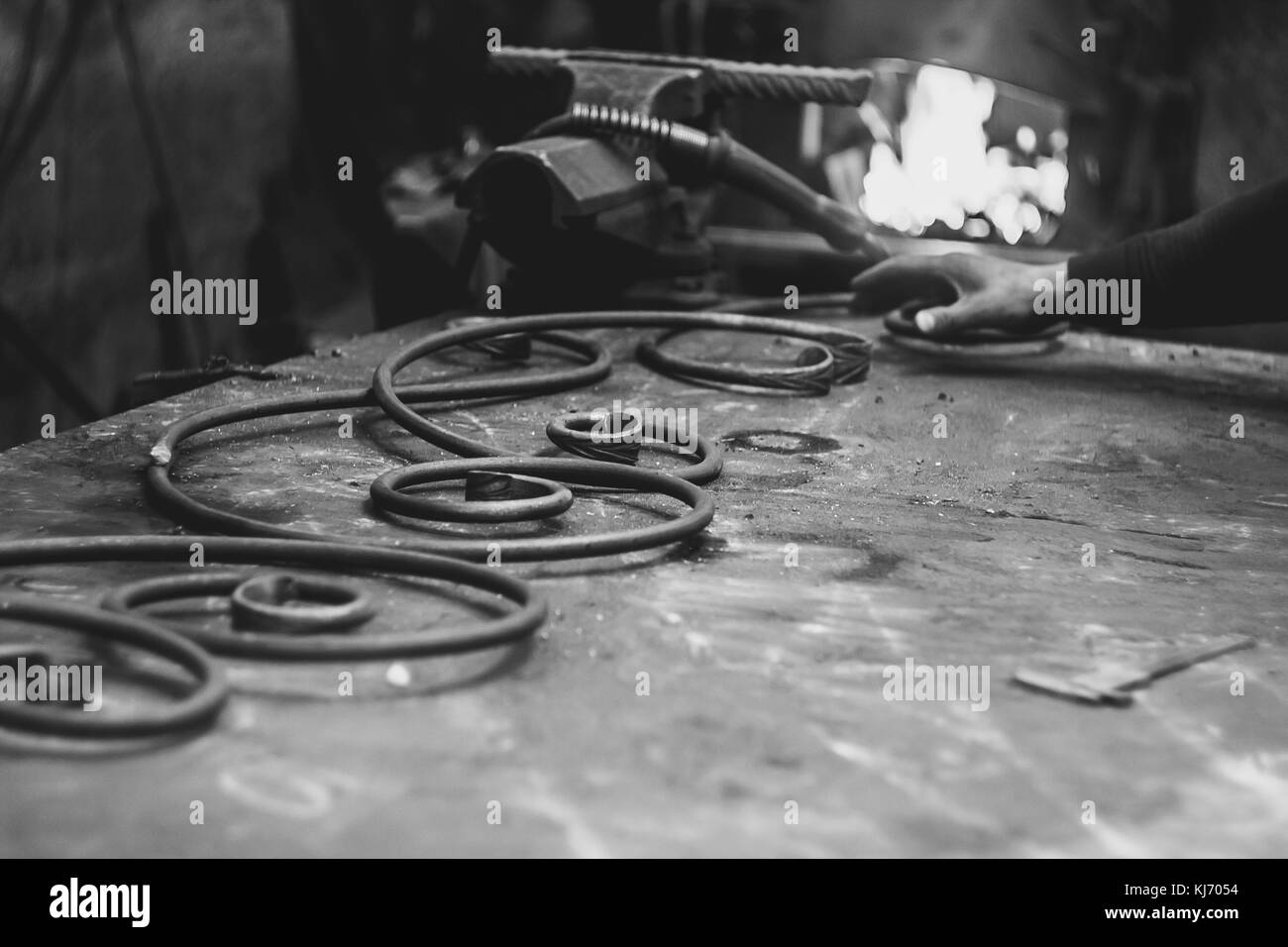 Molten steel rods hi-res stock photography and images - Alamy