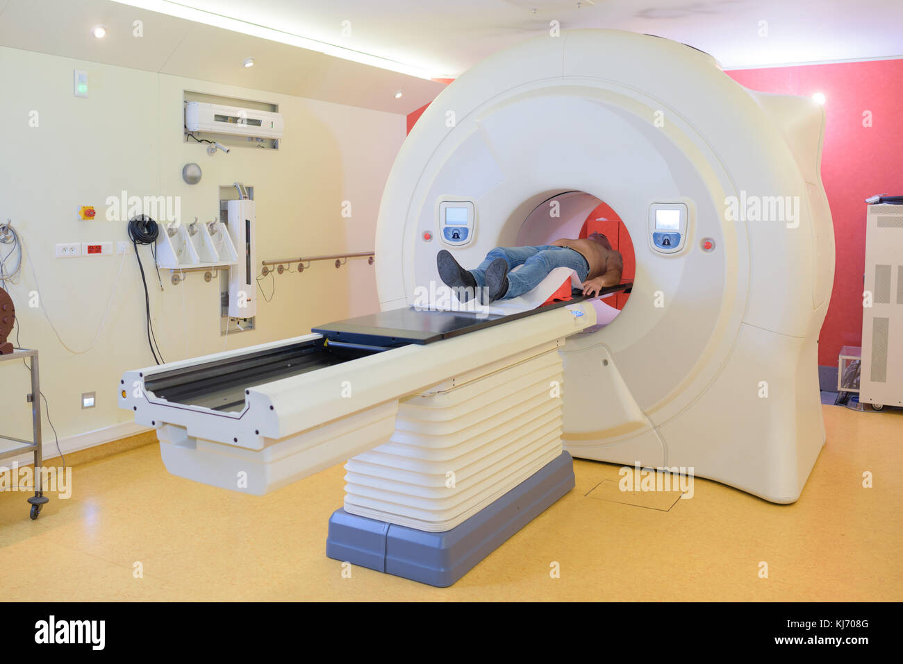 undergoing MRI examination Stock Photo - Alamy