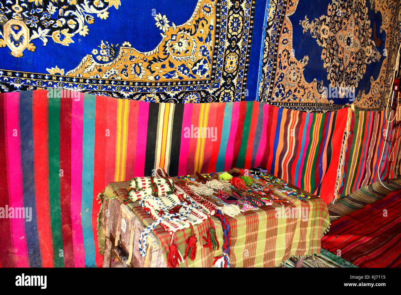 Bedouin art hi-res stock photography and images - Alamy