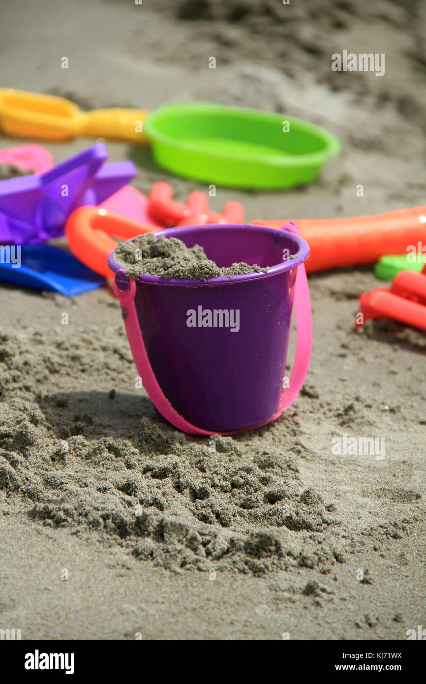 Sifter sand hi-res stock photography and images - Alamy