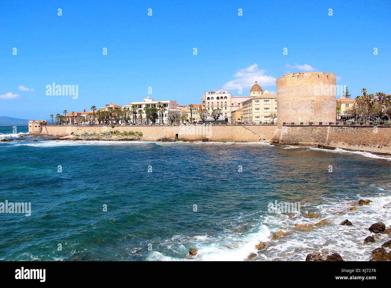 Old town alghero sardinia hi-res stock photography and images - Alamy