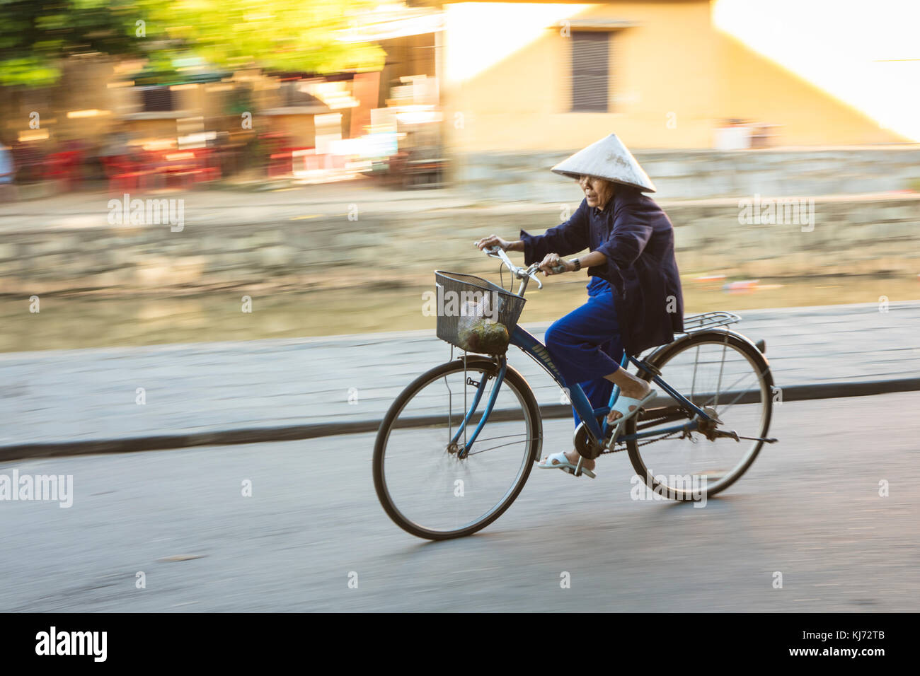 Female asian cyclist hi-res stock photography and images - Alamy