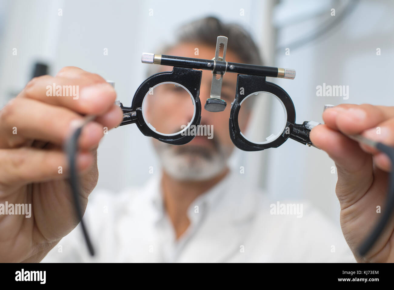 eye examination gadget Stock Photo - Alamy